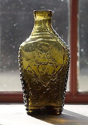 GIV-30 • Crossed Keys Masonic Flask - FOHBC Virtual Museum of ...