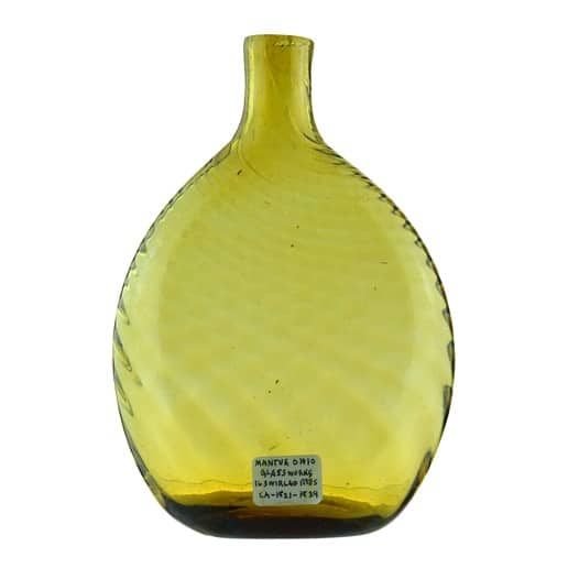 Mantua 32 Rib Flask – FOHBC Virtual Museum of Historical Bottles and Glass